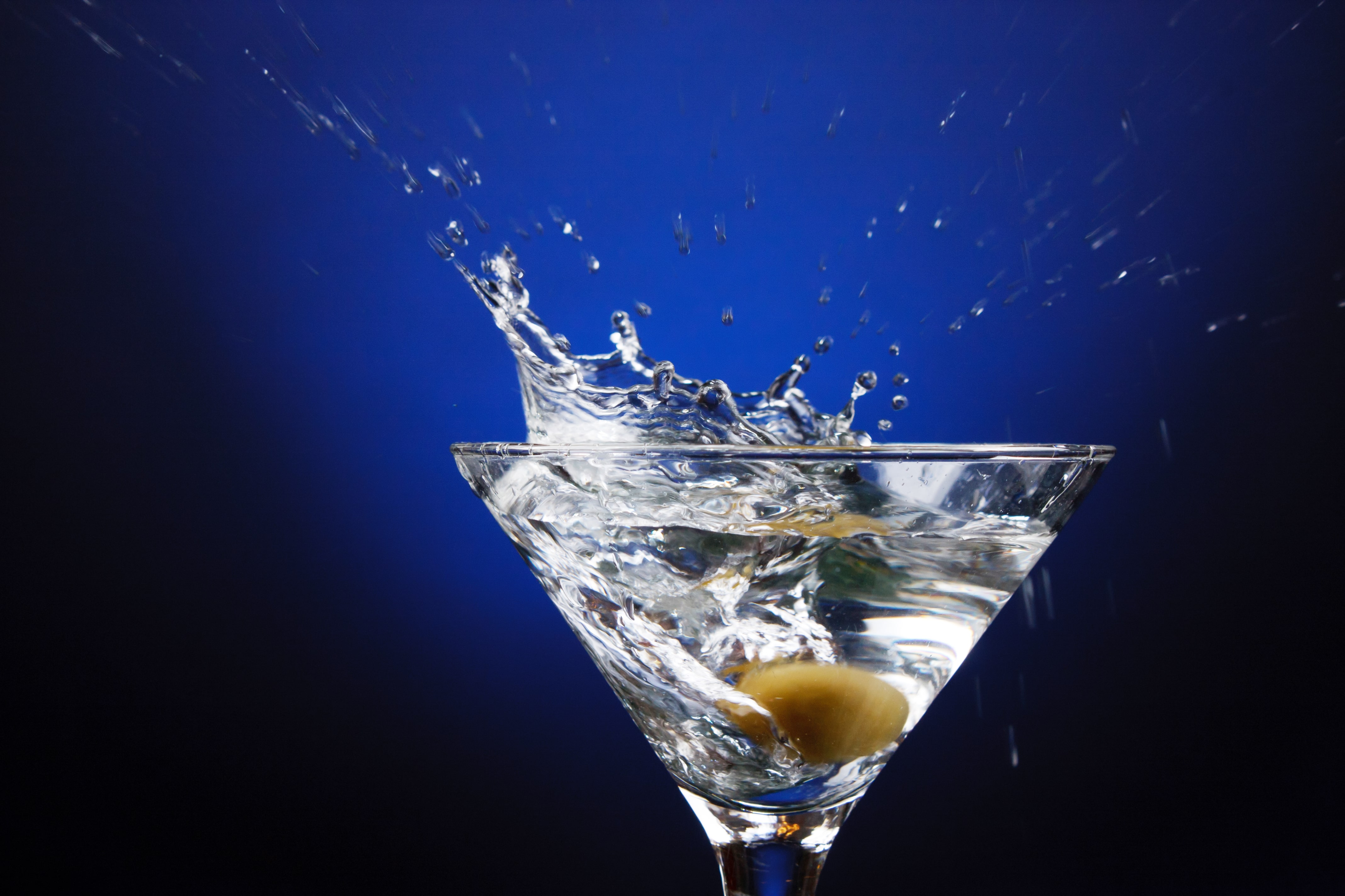 Shaken, Not Stirred: A Strategy to Drive Growth in the No/Low Alcohol ...
